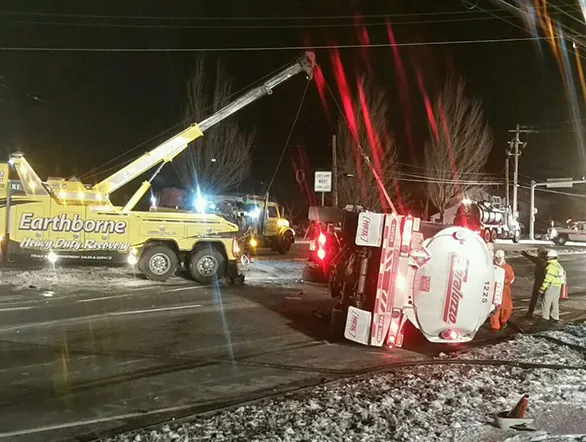 Emergency Towing & Recovery | 24/7 Assistance | Earthborne Inc.